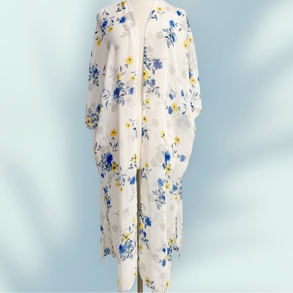 Cy Fashion | Sweaters | Boutique Open Front Ivory Floral Chiffon ...